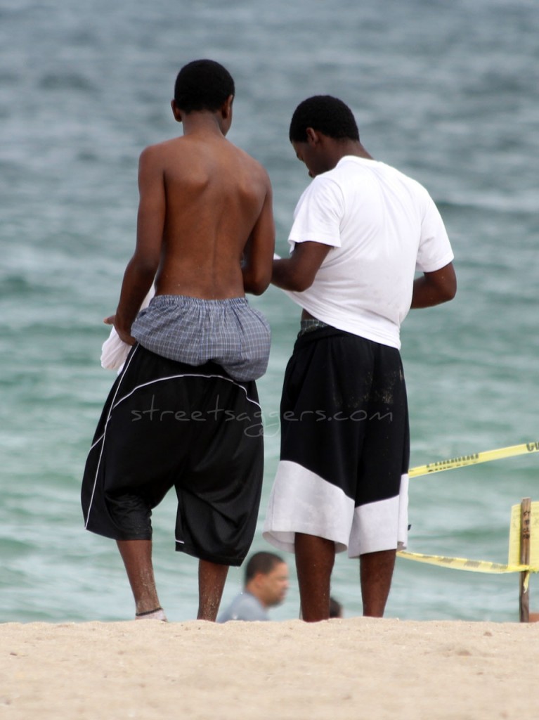 Sagging Pics - streetsaggers.com