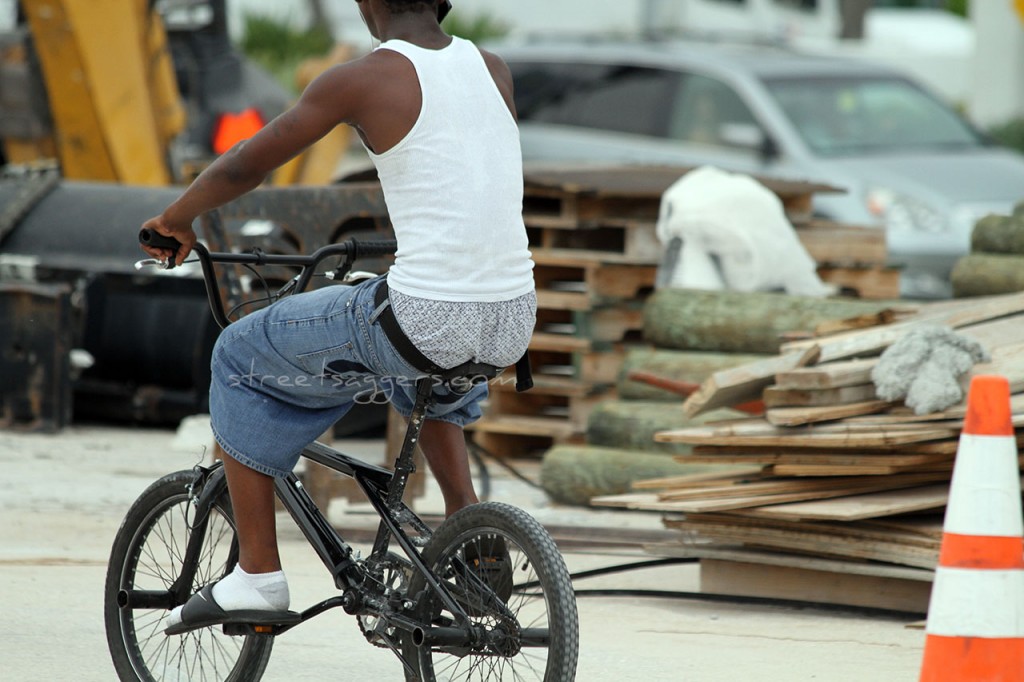 Sagging Pics - streetsaggers.com