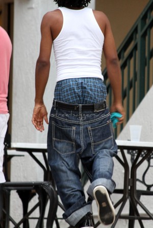 Sagging fashion polls. Do you sag your pants ?- streetsaggers.com