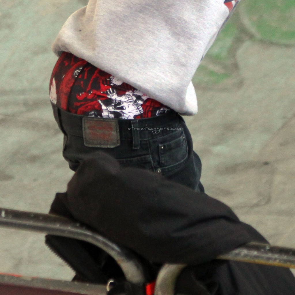 Sagging Pics - streetsaggers.com