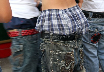 Sagging fashion polls. Do you sag your pants ?- streetsaggers.com