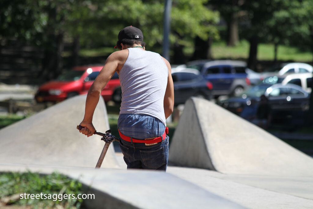 Sagging Pics - streetsaggers.com