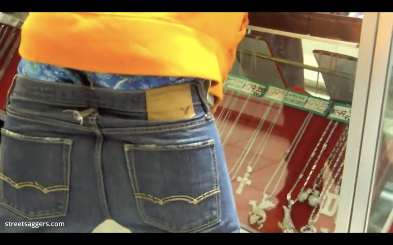 streetsaggers.com - real saggers let them pants hang low sagging
